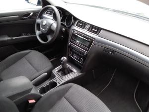 Skoda SuperB 2009 in Jonava, with an engine capacity of 1.40 L and mileage of 335 thousand km for 1900 €, photo 17 on AUTOMOTO.COM.LV