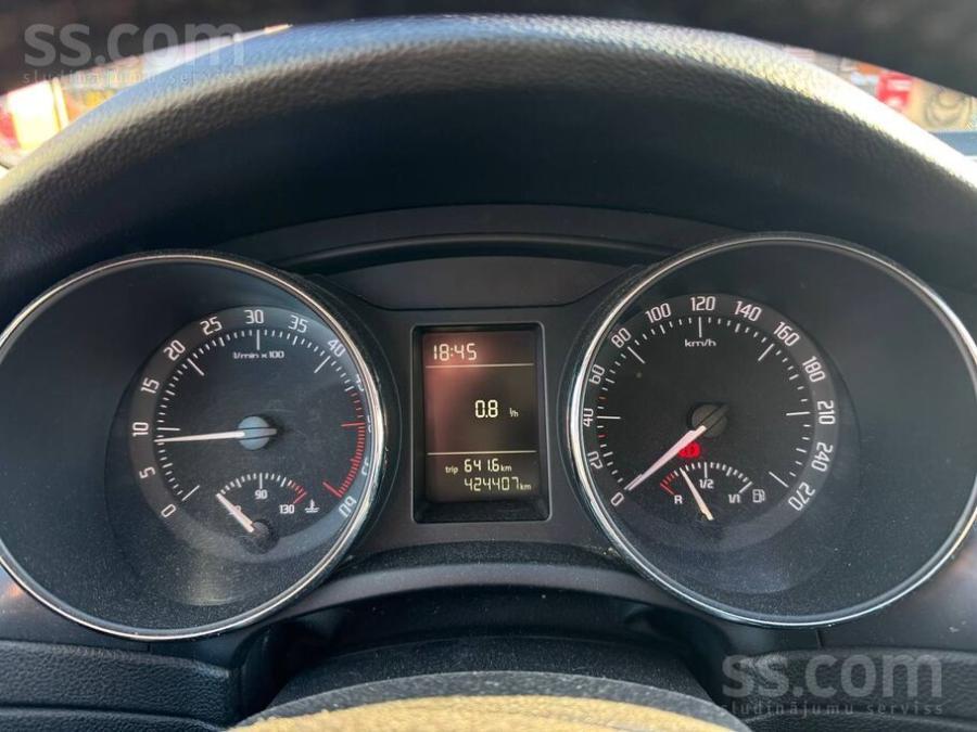 Skoda SuperB 2009 in Riga, with an engine capacity of 1.90 L and mileage of 424 thousand km for 3000 €, photo 8 on AUTOMOTO.COM.LV