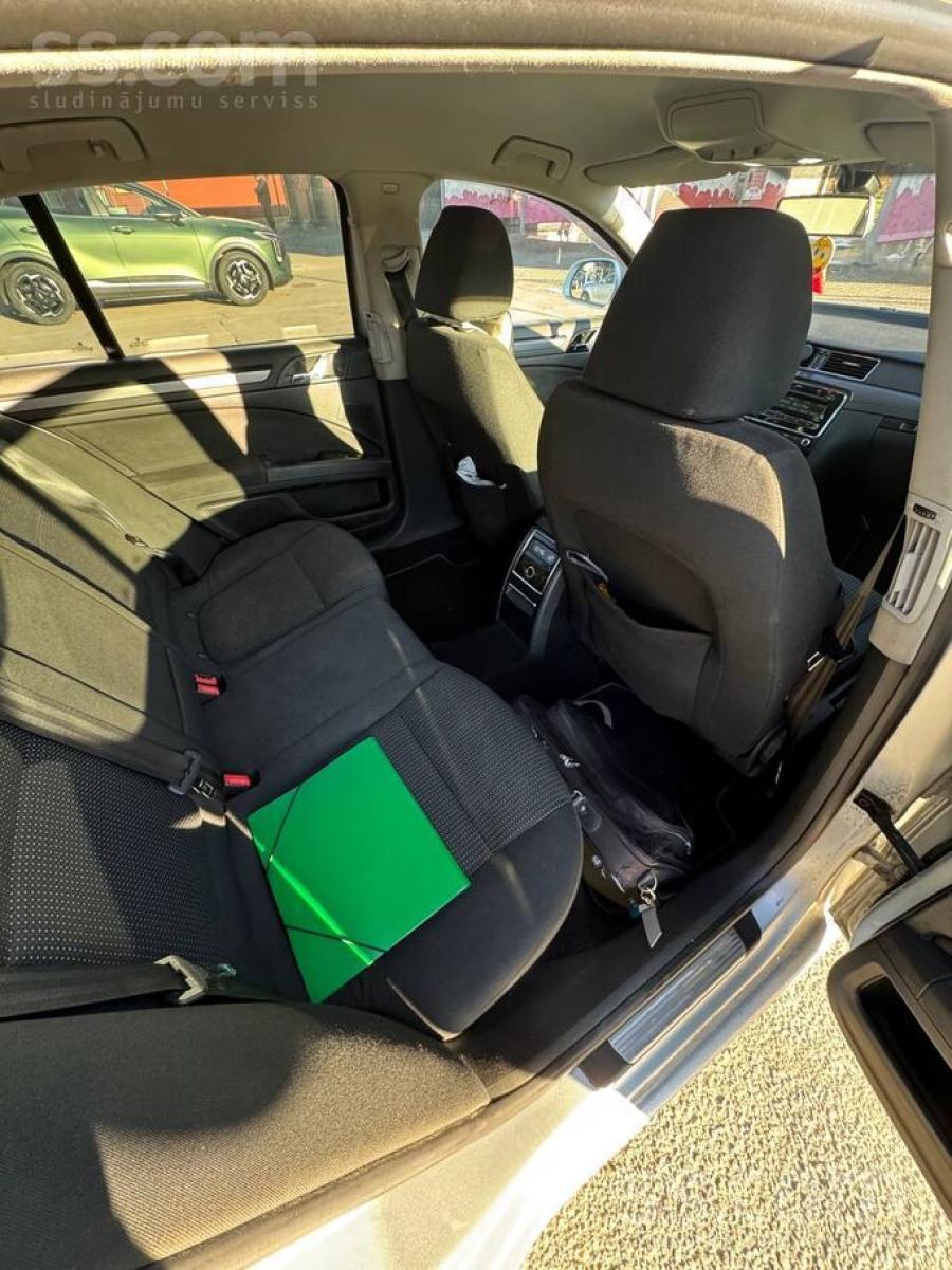 Skoda SuperB 2009 in Riga, with an engine capacity of 1.90 L and mileage of 424 thousand km for 3000 €, photo 12 on AUTOMOTO.COM.LV