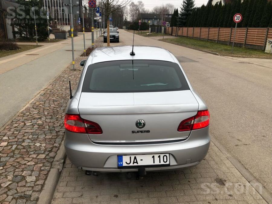 Skoda SuperB 2009 Rīga, ar dzinēja tilpumu 2.00 L un nobraukumu 356 tūkst. km par 3445 €, foto 8 vietnē AUTOMOTO.COM.LV