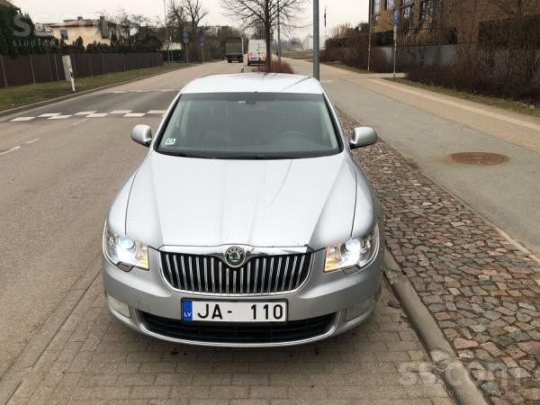 Skoda SuperB 2009 in Riga, with an engine capacity of 2.00 L and mileage of 356 thousand km for 3445 €, photo 8 on AUTOMOTO.COM.LV