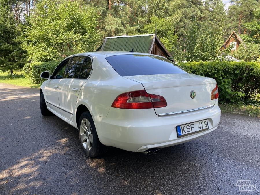 Skoda SuperB 2010 Ignalina, ar dzinēja tilpumu 2.00 L un nobraukumu 350 tūkst. km par 2500 €, foto 7 vietnē AUTOMOTO.COM.LV