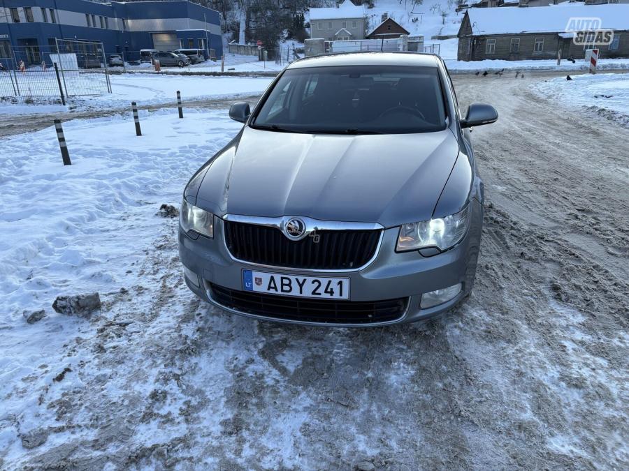Skoda SuperB 2011 Kauņa, ar dzinēja tilpumu 2.00 L un nobraukumu 372 tūkst. km par 3500 €, foto 1 vietnē AUTOMOTO.COM.LV