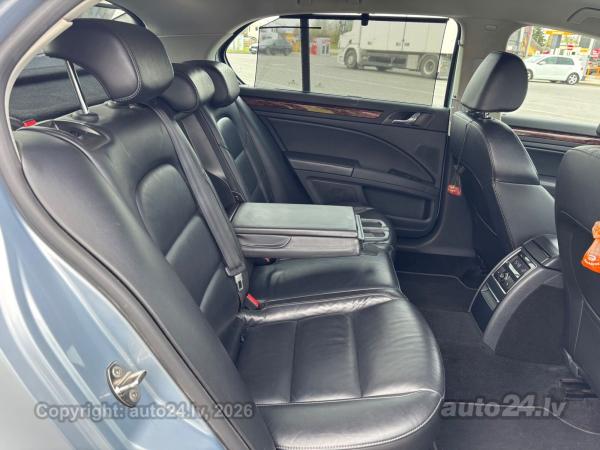 Skoda SuperB 2012 Tallina, ar dzinēja tilpumu 1.60 L un nobraukumu 220 tūkst. km par 3499 €, foto 5 vietnē AUTOMOTO.COM.LV