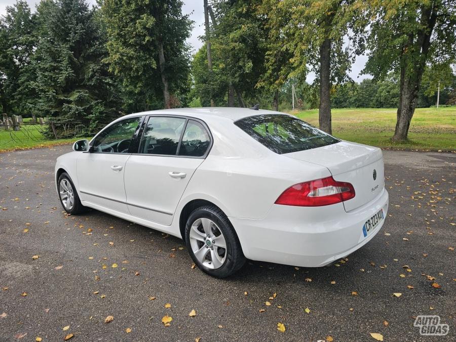 Skoda SuperB 2013 Tauragė, ar dzinēja tilpumu 1.60 L un nobraukumu 281 tūkst. km par 4000 €, foto 12 vietnē AUTOMOTO.COM.LV
