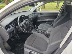 Skoda SuperB 2013 Tauragė, ar dzinēja tilpumu 1.60 L un nobraukumu 281 tūkst. km par 4000 €, foto 15 vietnē AUTOMOTO.COM.LV