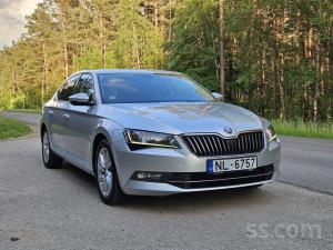 Skoda SuperB 2015 in Riga, with an engine capacity of 2.00 L and mileage of 197 thousand km for 16000 €, photo 4 on AUTOMOTO.COM.LV