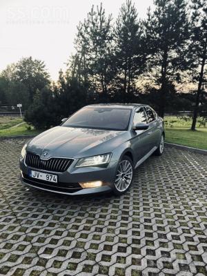 Skoda SuperB 2015 in Cesis, with an engine capacity of 2.00 L and mileage of 297 thousand km for 15150 €, photo 11 on AUTOMOTO.COM.LV