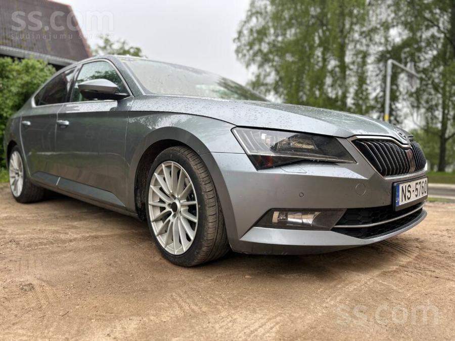 Skoda SuperB 2015 in Cesis, with an engine capacity of 2.00 L and mileage of 297 thousand km for 15150 €, photo 12 on AUTOMOTO.COM.LV