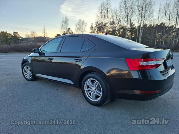 Skoda SuperB 2015 Tallina, ar dzinēja tilpumu 1.40 L un nobraukumu 158 tūkst. km par 10200 €, foto 3 vietnē AUTOMOTO.COM.LV