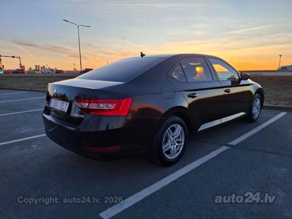 Skoda SuperB 2015 Tallina, ar dzinēja tilpumu 1.40 L un nobraukumu 158 tūkst. km par 10200 €, foto 6 vietnē AUTOMOTO.COM.LV