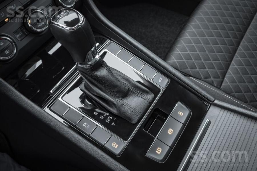 Skoda SuperB 2015 Rīga, ar dzinēja tilpumu 2.00 L un nobraukumu 161 tūkst. km par 14690 €, foto 22 vietnē AUTOMOTO.COM.LV