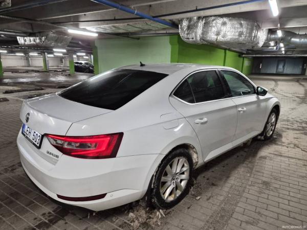 Skoda SuperB 2017 in Vilnius, with an engine capacity of 2.00 L and mileage of 291 thousand km for 11300 €, photo 4 on AUTOMOTO.COM.LV