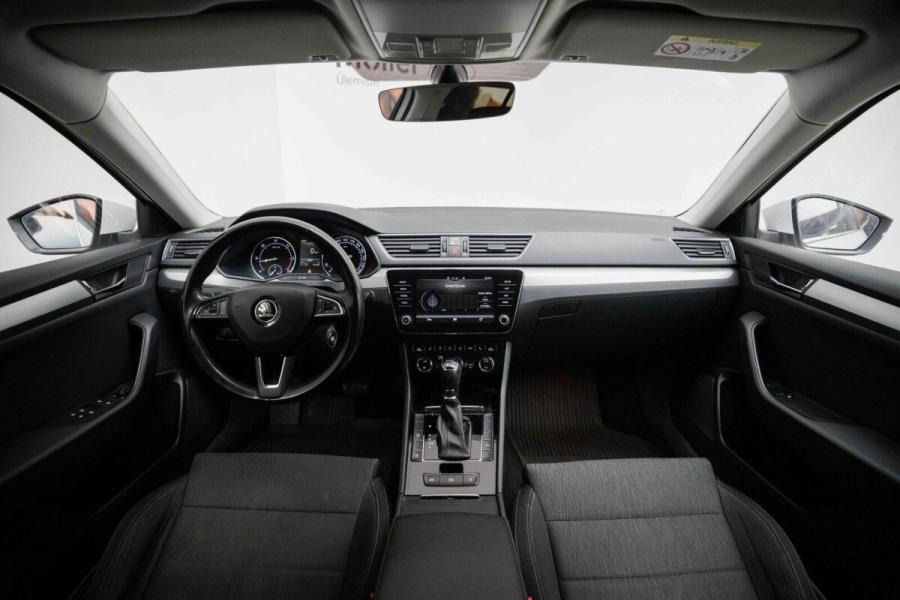 Skoda SuperB 2018 in Peetri, with an engine capacity of 2.00 L and mileage of 286 thousand km for 9500 €, photo 15 on AUTOMOTO.COM.LV