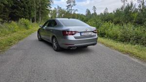 Skoda SuperB 2019 Hāpsalu, ar dzinēja tilpumu 2.00 L un nobraukumu 92 tūkst. km par 19000 €, foto 12 vietnē AUTOMOTO.COM.LV