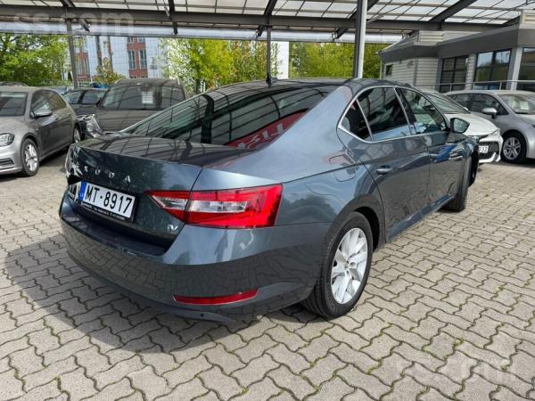 Skoda SuperB 2021 in Riga, with an engine capacity of 1.40 L and mileage of 37 thousand km for 20450 €, photo 4 on AUTOMOTO.COM.LV