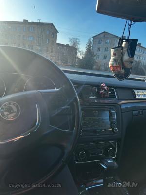 Skoda SuperB 2010 Tallina, ar dzinēja tilpumu 1.80 L un nobraukumu 311 tūkst. km par 3000 €, foto 10 vietnē AUTOMOTO.COM.LV