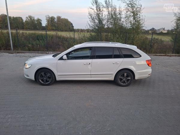 Skoda SuperB 2010 in Kaunas, with an engine capacity of 2.00 L and mileage of 290 thousand km for 4350 €, photo 1 on AUTOMOTO.COM.LV