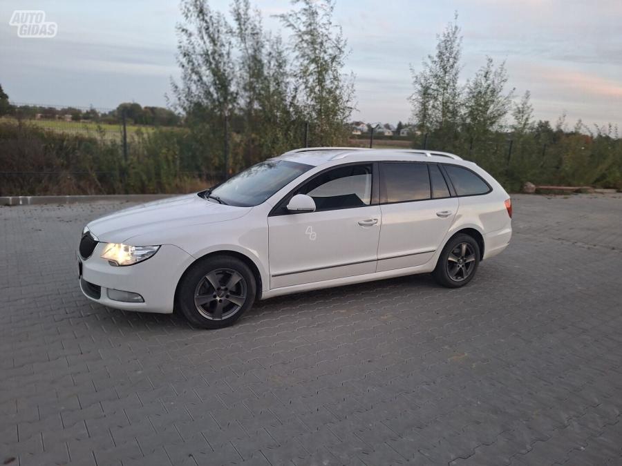 Skoda SuperB 2010 Kauņa, ar dzinēja tilpumu 2.00 L un nobraukumu 290 tūkst. km par 4350 €, foto 16 vietnē AUTOMOTO.COM.LV