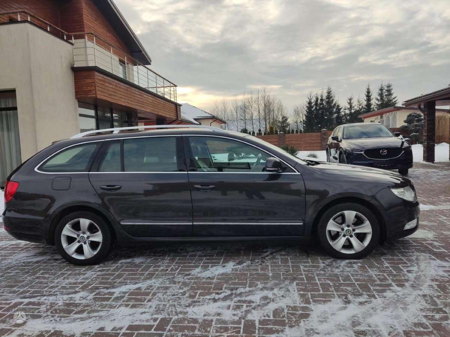 Skoda SuperB 2011 Pakruojis, ar dzinēja tilpumu 1.60 L un nobraukumu 200 tūkst. km par 5250 €, foto 12 vietnē AUTOMOTO.COM.LV