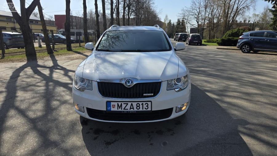 Skoda SuperB 2011 in Panevezys, with an engine capacity of 1.60 L and mileage of 415 thousand km for 3500 €, photo 9 on AUTOMOTO.COM.LV