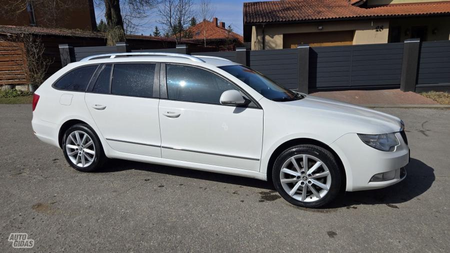 Skoda SuperB 2011 in Panevezys, with an engine capacity of 1.60 L and mileage of 415 thousand km for 3500 €, photo 14 on AUTOMOTO.COM.LV