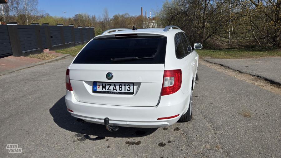 Skoda SuperB 2011 in Panevezys, with an engine capacity of 1.60 L and mileage of 415 thousand km for 3500 €, photo 17 on AUTOMOTO.COM.LV