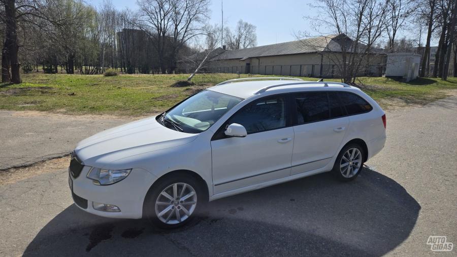 Skoda SuperB 2011 in Panevezys, with an engine capacity of 1.60 L and mileage of 415 thousand km for 3500 €, photo 19 on AUTOMOTO.COM.LV