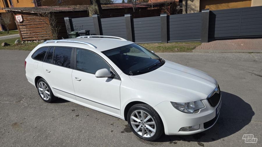 Skoda SuperB 2011 in Panevezys, with an engine capacity of 1.60 L and mileage of 415 thousand km for 3500 €, photo 20 on AUTOMOTO.COM.LV
