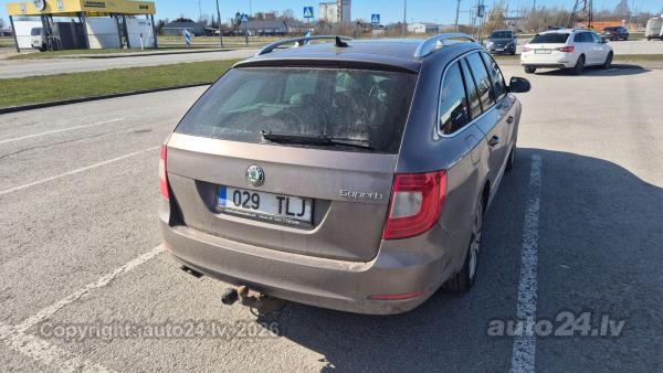 Skoda SuperB 2011 in Tallinn, with an engine capacity of 2.00 L and mileage of 355 thousand km for 3800 €, photo 4 on AUTOMOTO.COM.LV