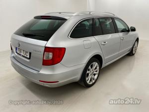 Skoda SuperB 2011 Tallina, ar dzinēja tilpumu 1.80 L un nobraukumu 123 tūkst. km par 4500 €, foto 5 vietnē AUTOMOTO.COM.LV