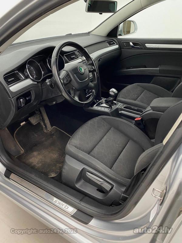 Skoda SuperB 2011 Tallina, ar dzinēja tilpumu 1.80 L un nobraukumu 123 tūkst. km par 4500 €, foto 5 vietnē AUTOMOTO.COM.LV
