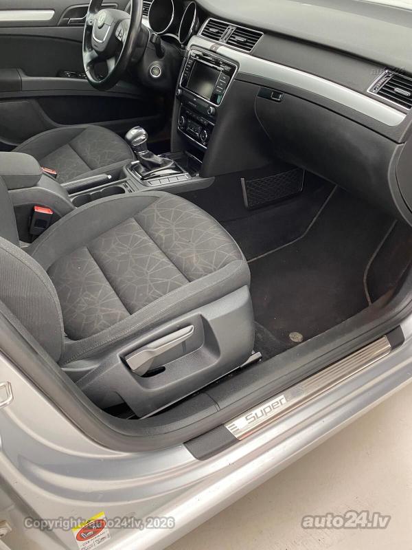 Skoda SuperB 2011 Tallina, ar dzinēja tilpumu 1.80 L un nobraukumu 123 tūkst. km par 4500 €, foto 6 vietnē AUTOMOTO.COM.LV