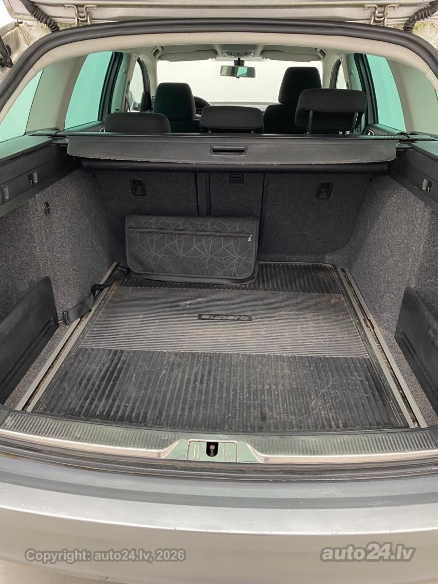 Skoda SuperB 2011 Tallina, ar dzinēja tilpumu 1.80 L un nobraukumu 123 tūkst. km par 4500 €, foto 11 vietnē AUTOMOTO.COM.LV