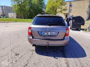 Skoda SuperB 2011 in Mazeikiai, with an engine capacity of 2.00 L and mileage of 373 thousand km for 2650 €, photo 7 on AUTOMOTO.COM.LV
