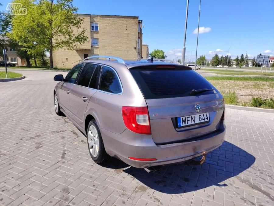 Skoda SuperB 2011 in Mazeikiai, with an engine capacity of 2.00 L and mileage of 373 thousand km for 2650 €, photo 8 on AUTOMOTO.COM.LV