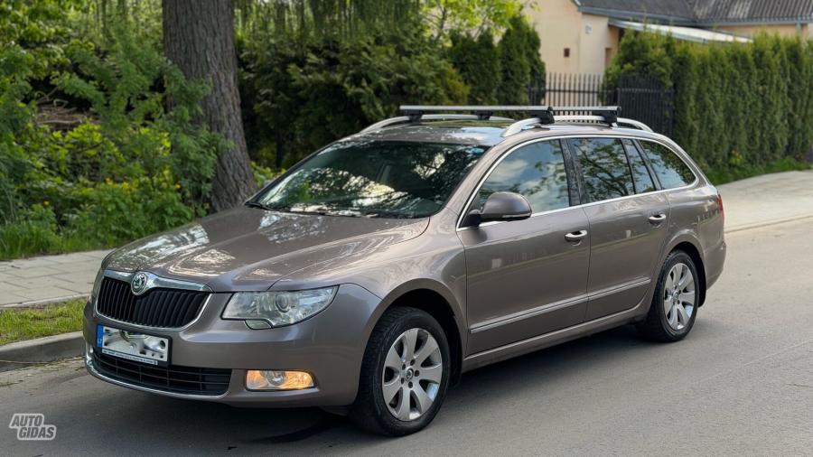 Skoda SuperB 2011 in Vilnius, with an engine capacity of 2.00 L and mileage of 327 thousand km for 3250 €, photo 1 on AUTOMOTO.COM.LV