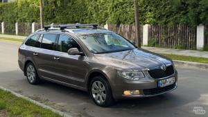 Skoda SuperB 2011 in Vilnius, with an engine capacity of 2.00 L and mileage of 327 thousand km for 3250 €, photo 6 on AUTOMOTO.COM.LV