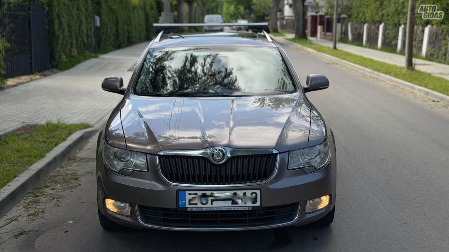 Skoda SuperB 2011 in Vilnius, with an engine capacity of 2.00 L and mileage of 327 thousand km for 3250 €, photo 7 on AUTOMOTO.COM.LV