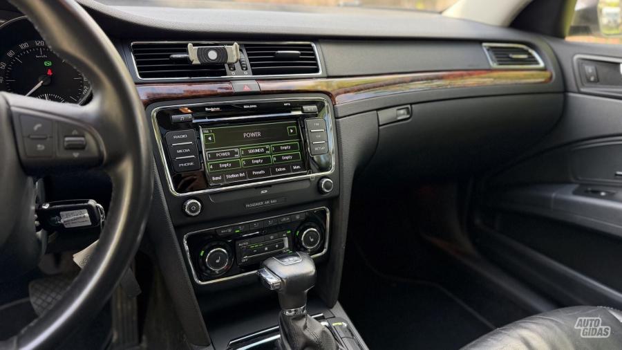 Skoda SuperB 2011 in Vilnius, with an engine capacity of 2.00 L and mileage of 327 thousand km for 3250 €, photo 14 on AUTOMOTO.COM.LV