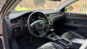 Skoda SuperB 2011 in Vilnius, with an engine capacity of 2.00 L and mileage of 327 thousand km for 3250 €, photo 12 on AUTOMOTO.COM.LV