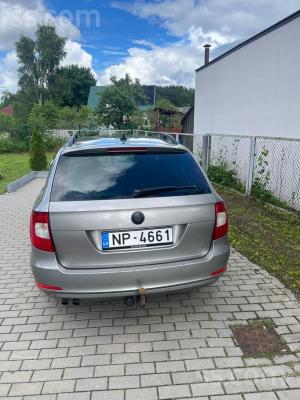 Skoda SuperB 2011 in Riga, with an engine capacity of 1.60 L and mileage of 306 thousand km for 3200 €, photo 4 on AUTOMOTO.COM.LV