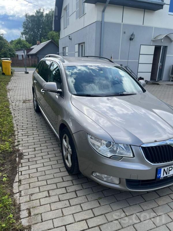 Skoda SuperB 2011 Rīga, ar dzinēja tilpumu 1.60 L un nobraukumu 306 tūkst. km par 3200 €, foto 6 vietnē AUTOMOTO.COM.LV