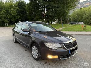 Skoda SuperB 2011 in Vilnius, with an engine capacity of 2.00 L and mileage of 390 thousand km for 2550 €, photo 5 on AUTOMOTO.COM.LV