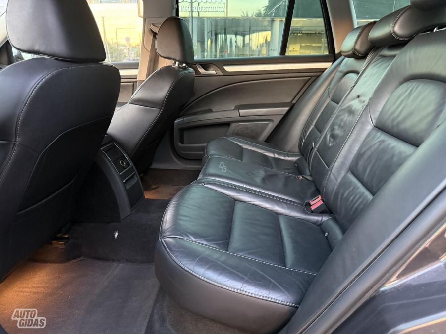 Skoda SuperB 2011 in Vilnius, with an engine capacity of 2.00 L and mileage of 390 thousand km for 2550 €, photo 8 on AUTOMOTO.COM.LV