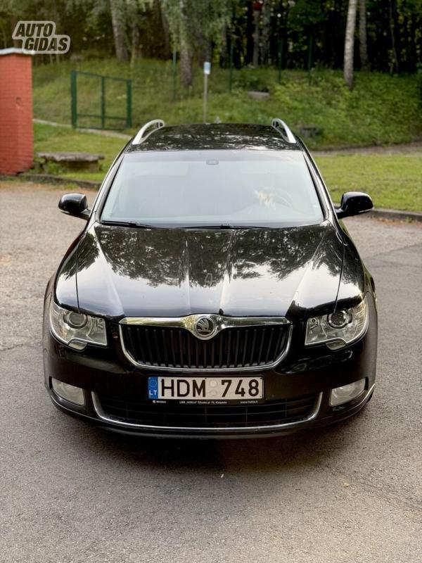 Skoda SuperB 2011 in Vilnius, with an engine capacity of 2.00 L and mileage of 287 thousand km for 4400 €, photo 2 on AUTOMOTO.COM.LV