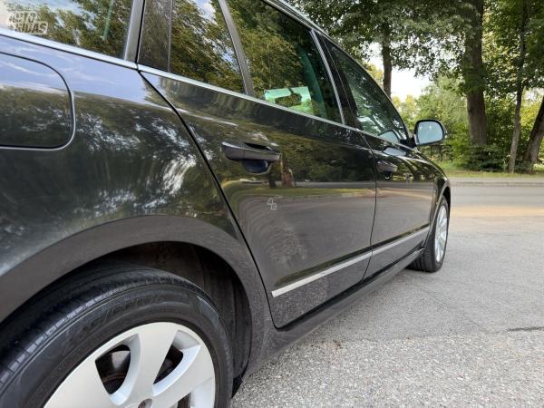 Skoda SuperB 2011 in Vilnius, with an engine capacity of 2.00 L and mileage of 287 thousand km for 4400 €, photo 8 on AUTOMOTO.COM.LV