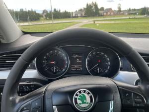 Skoda SuperB 2011 in Vilnius, with an engine capacity of 2.00 L and mileage of 287 thousand km for 5500 €, photo 9 on AUTOMOTO.COM.LV