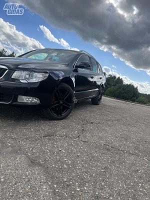 Skoda SuperB 2011 in Vilnius, with an engine capacity of 2.00 L and mileage of 287 thousand km for 5500 €, photo 19 on AUTOMOTO.COM.LV