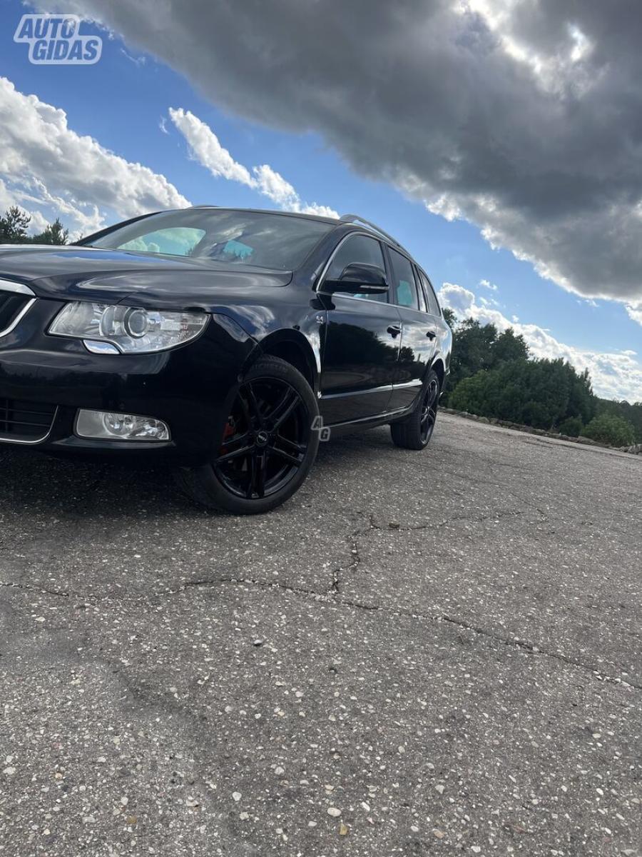 Skoda SuperB 2011 in Vilnius, with an engine capacity of 2.00 L and mileage of 287 thousand km for 5500 €, photo 19 on AUTOMOTO.COM.LV